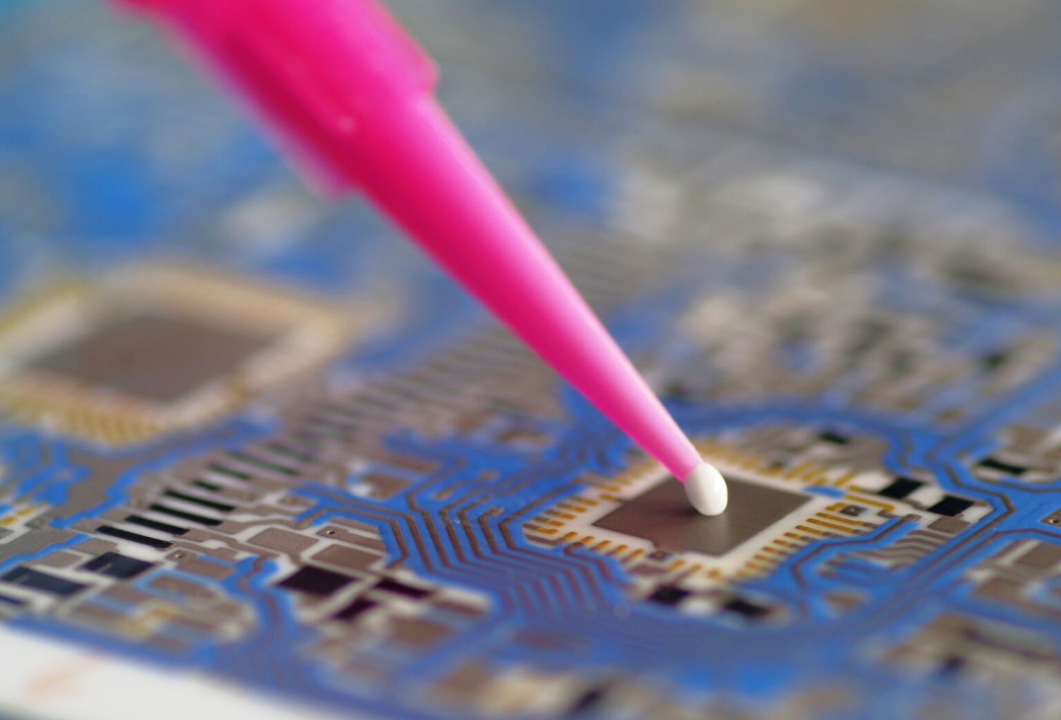 Single Part Heat Curing Thermally Conductive Adhesive - ECT Adhesives